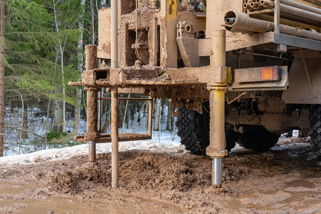 A Guide to Modern Soil Drilling Methods - Stromberry